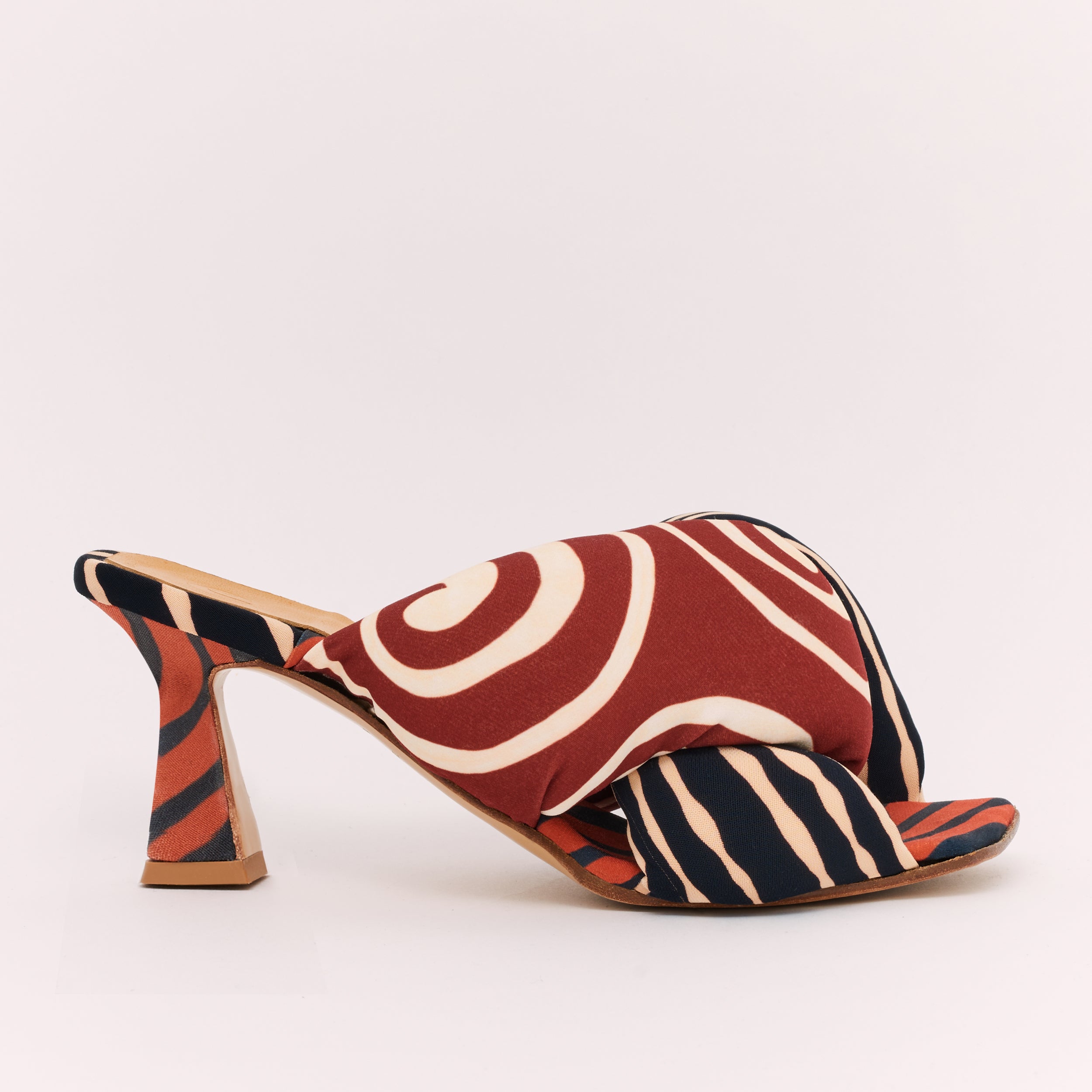 Momber Mule – Ugo Paulon